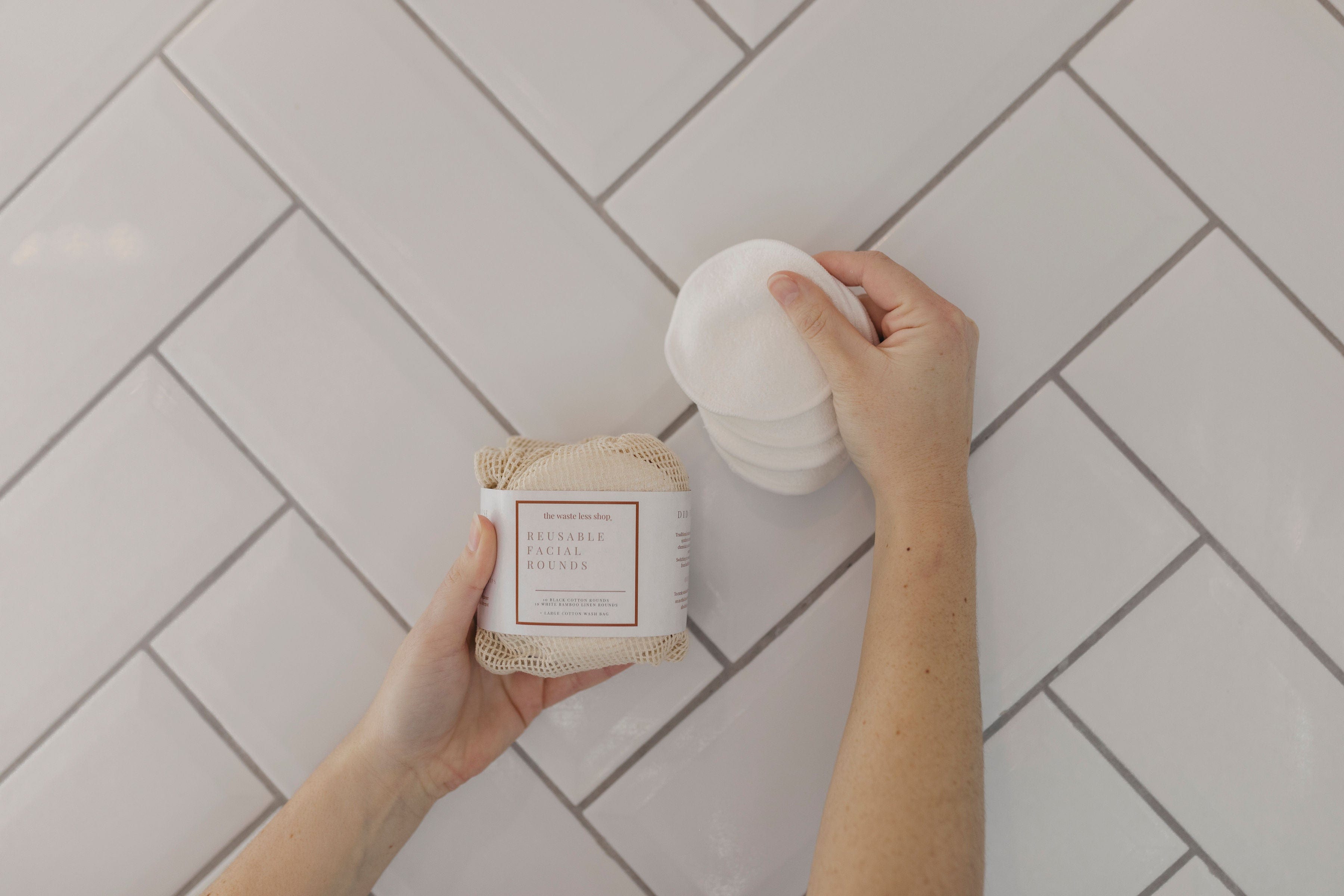 Reusable Facial Rounds with Wash Bag